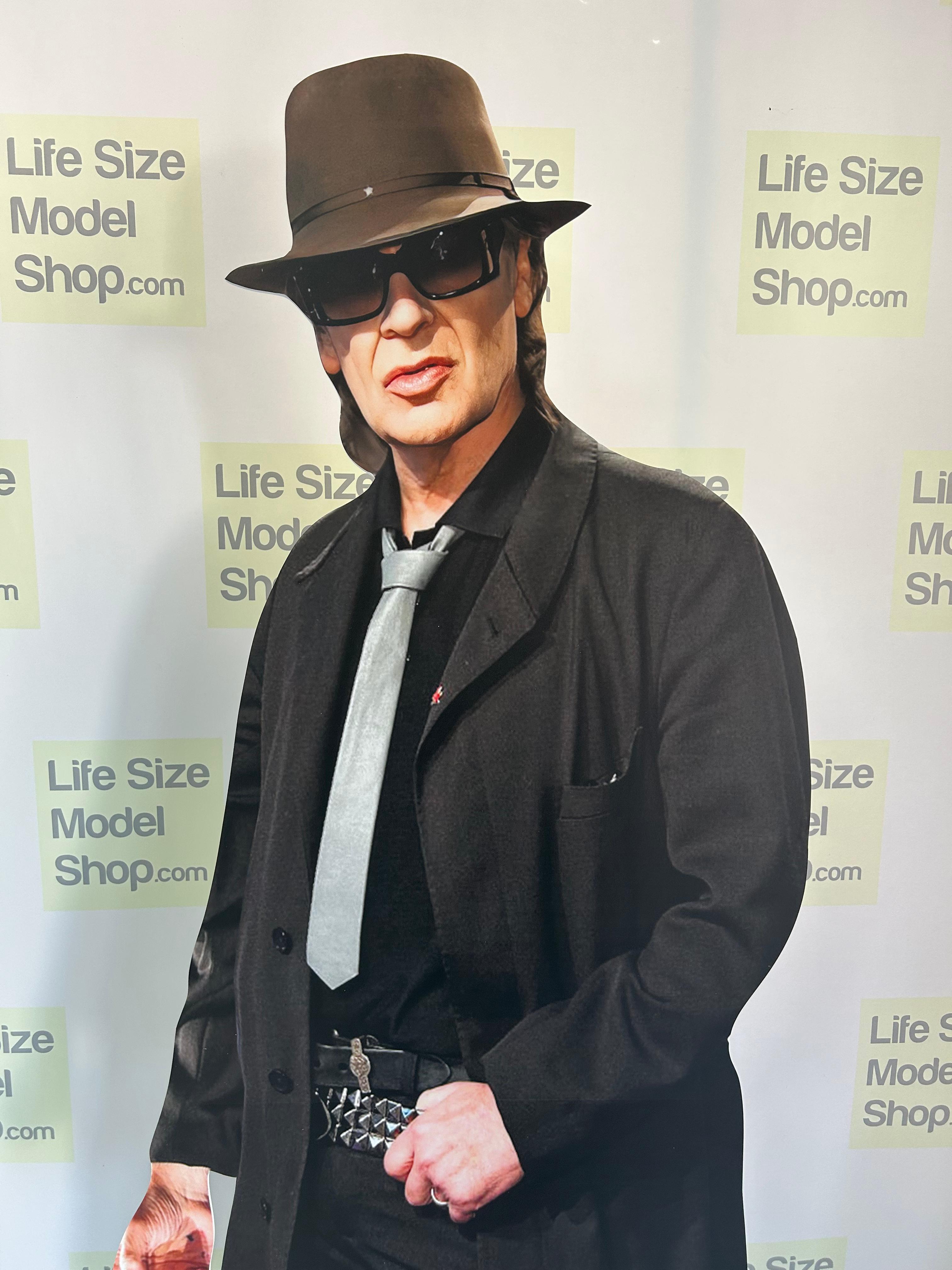 🎩 Sagoma in cartone a grandezza naturale di Udo Lindenberg – Leggenda ...