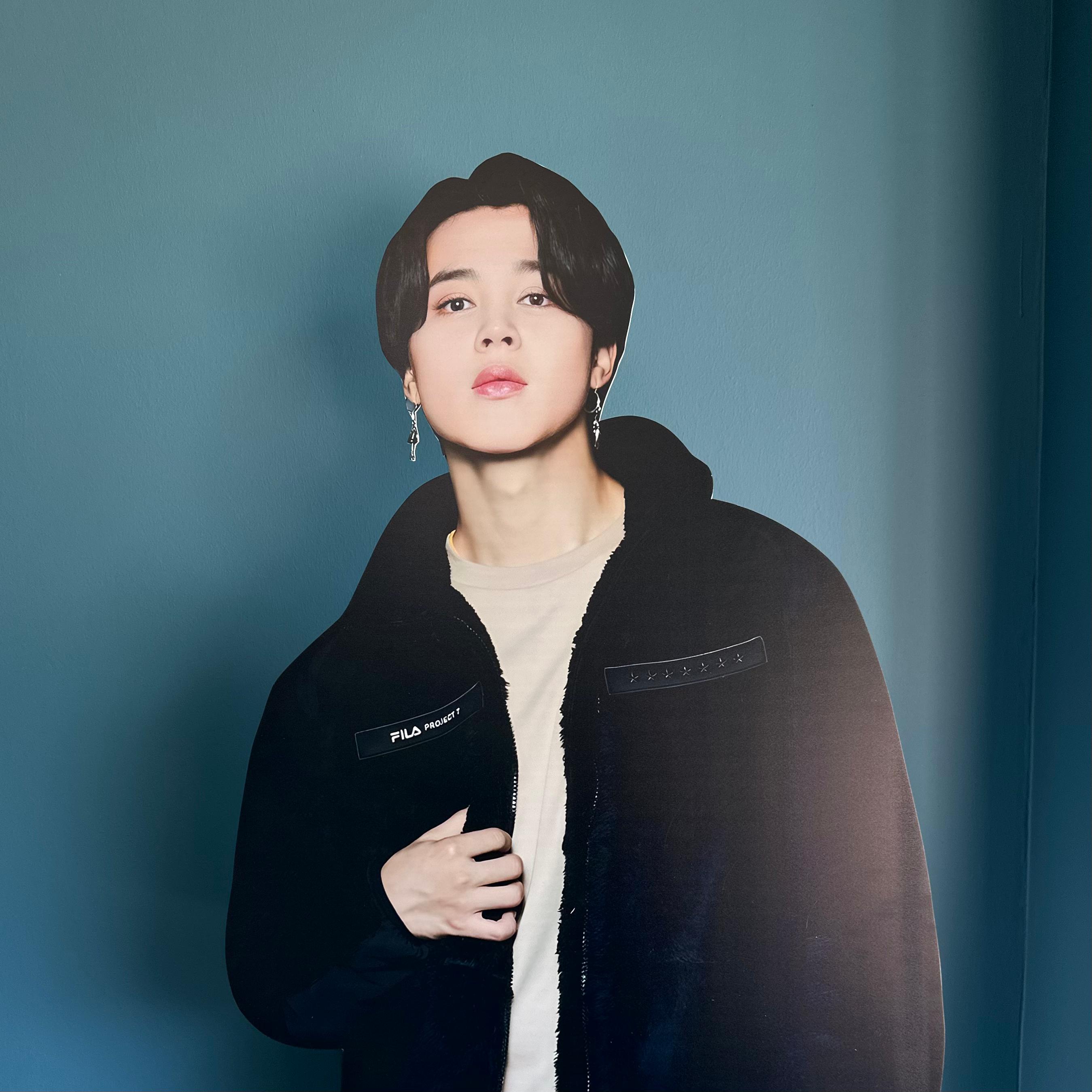 🌟 Park Jimin Tam Boy Maket Figürü – BTS K-Pop Gerçek Ölçekli Standee Modeli