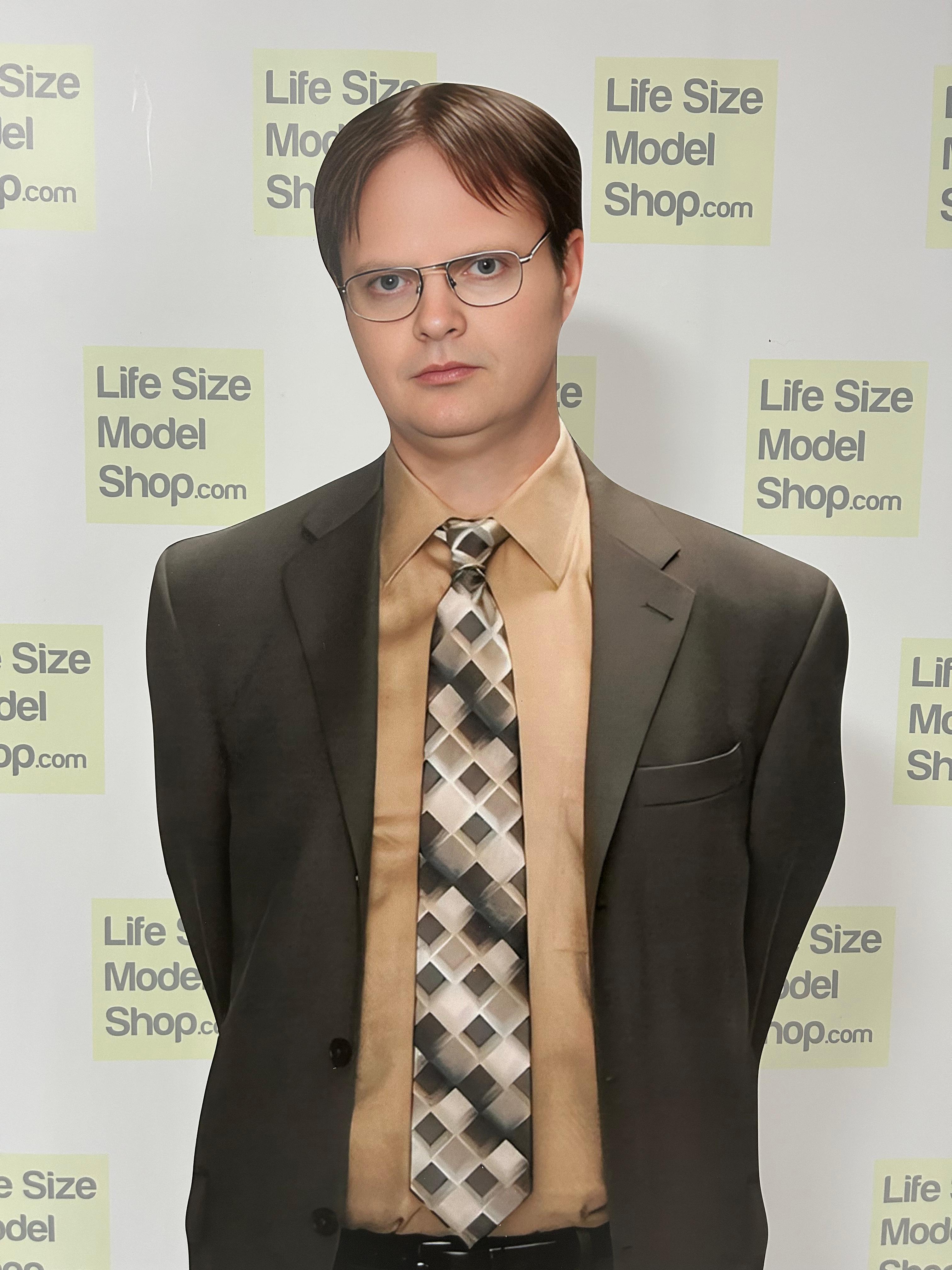 🧅 Dwight Schrute Tam Boy Maket Standee – “The Office” Hayranları İçin ...