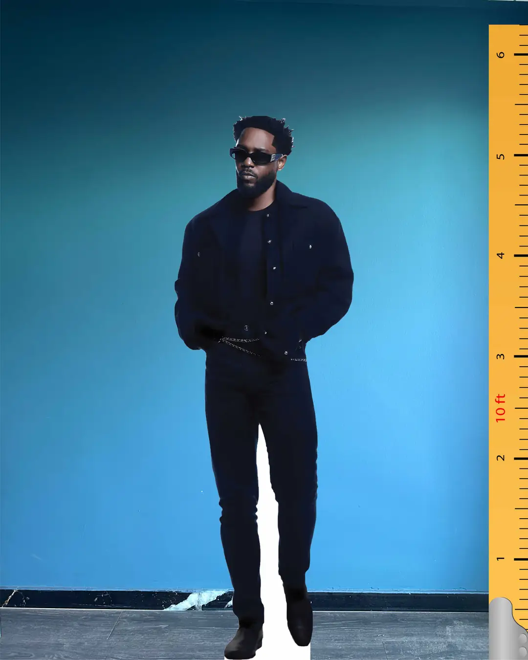 🎤 Kendrick Lamar lebensgroße Kartonaufsteller Figur – Hip-Hop-Ikone Standee