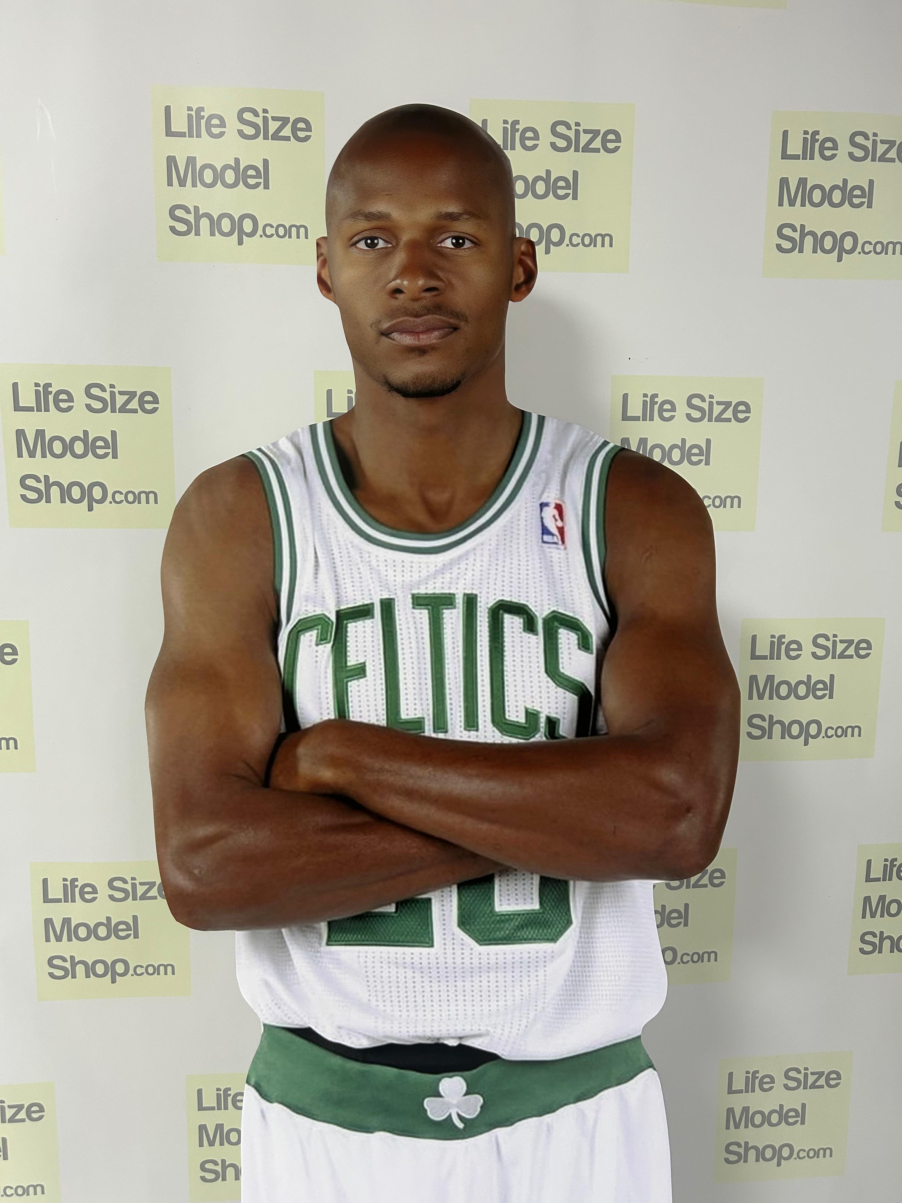 🏀 Découpe en carton grandeur nature de Ray Allen – Statuette Boston ...