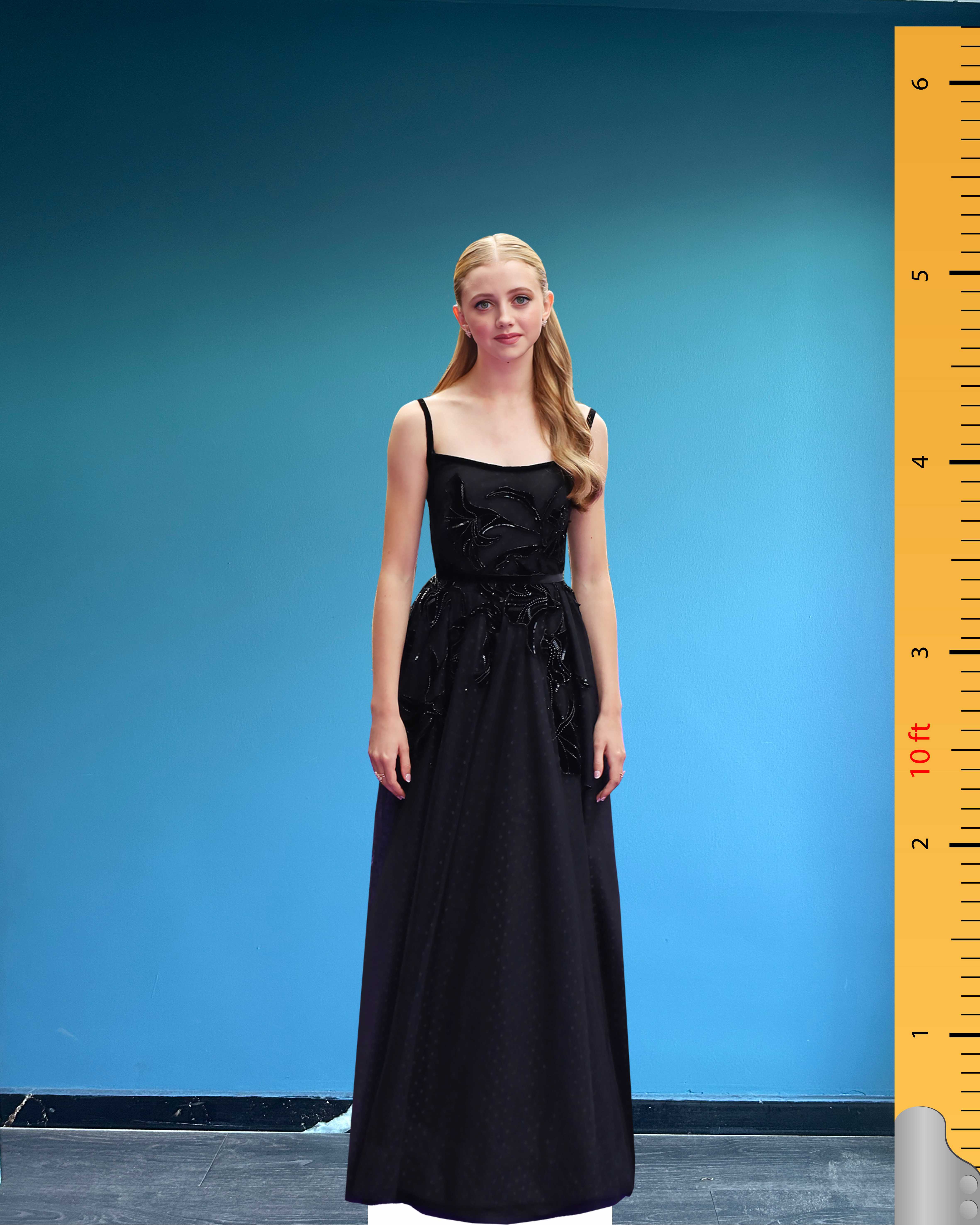 🎬 Evie Templeton Cardboard Cutout – Wednesday London Premiere Celebrity ...