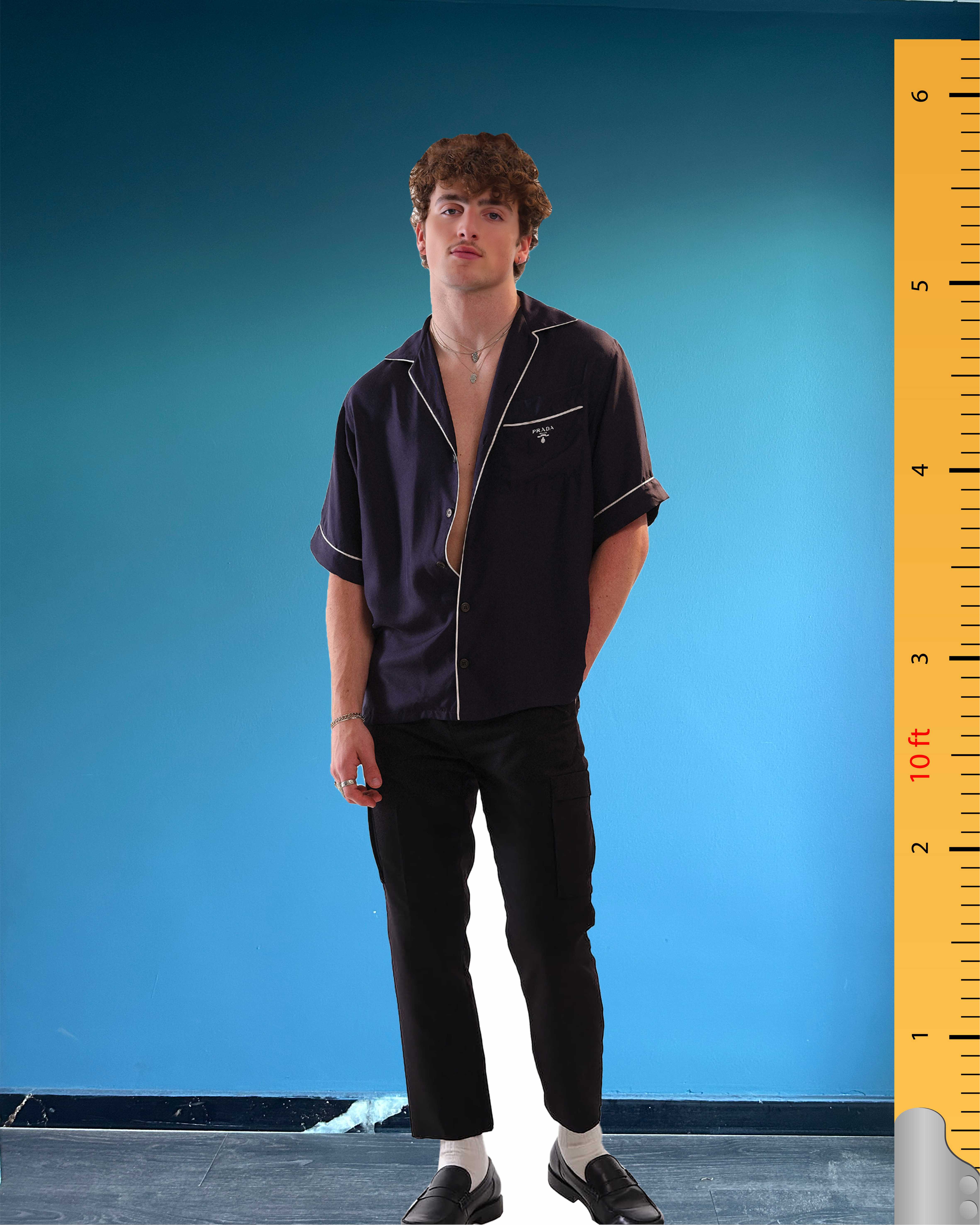 🎤 Benson Boone Lebensgroßer Pappaufsteller – Pulse Tour Edition