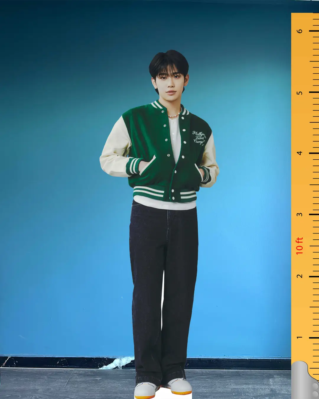 🌟 Kim Tae-rae ZB1 recorte de papelão em tamanho real modelo ZEROBASEONE ...