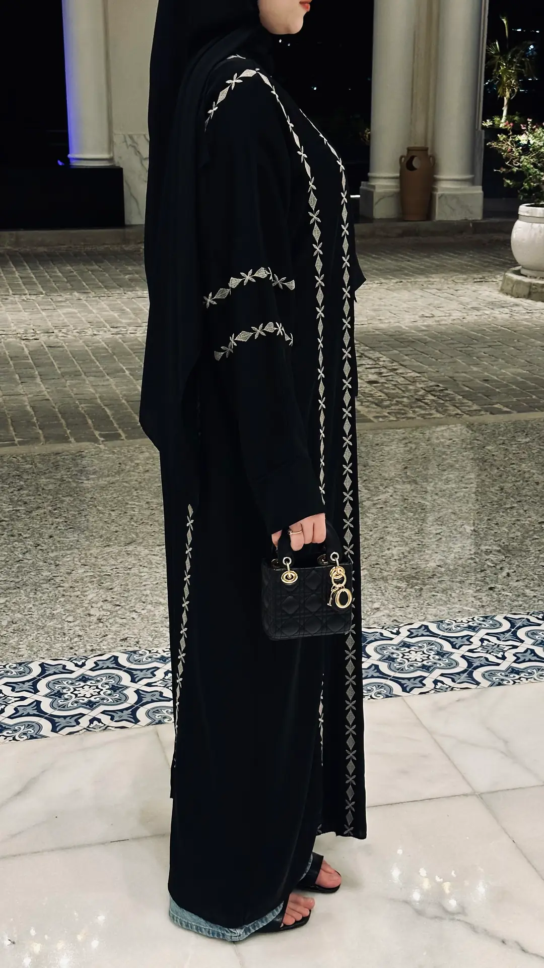 Nakışlı Beach Abaya- Siyah