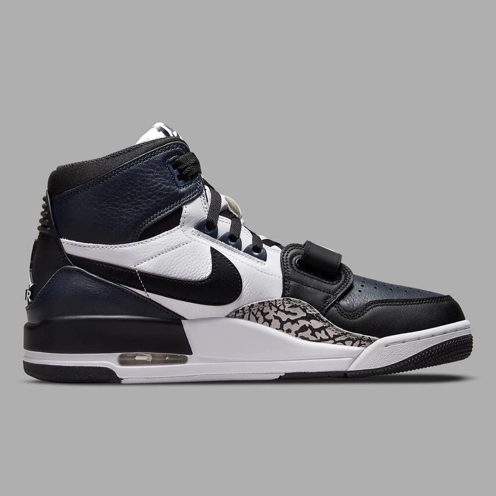 Jordan Legacy 312 “Midnight Navy”