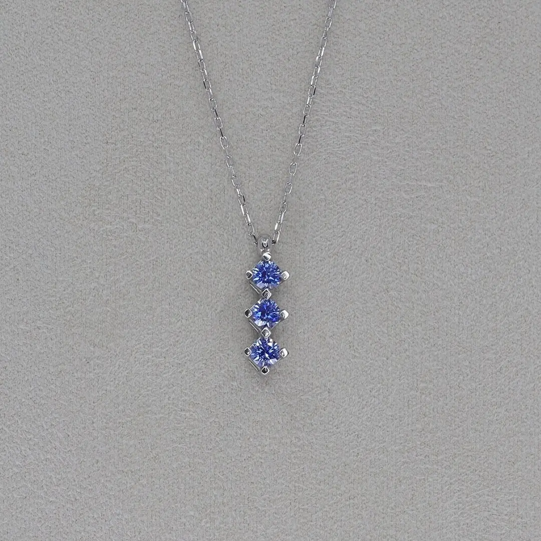 Blue Tria Gümüş Kolye