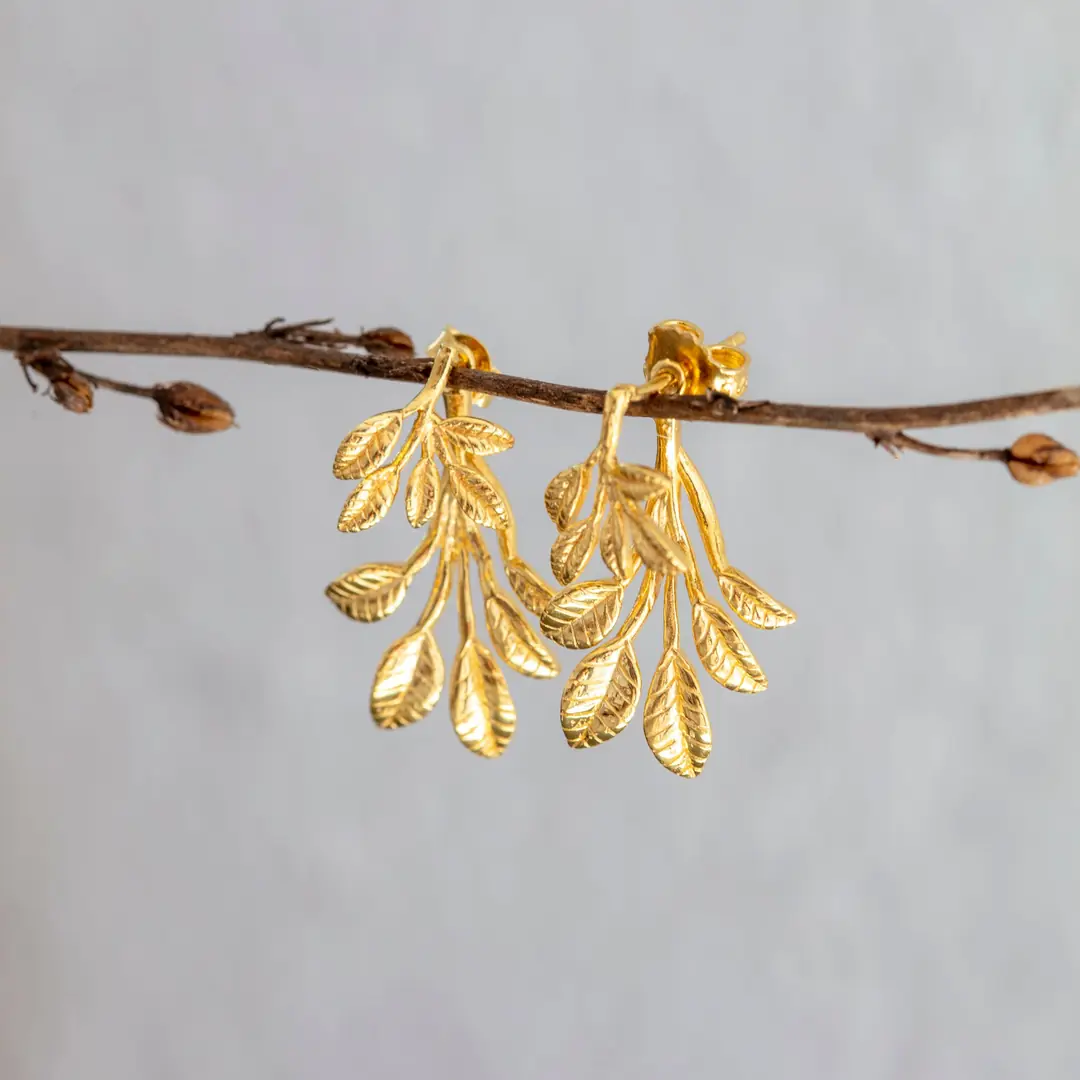 Kübey Hatun Leaf Earrings