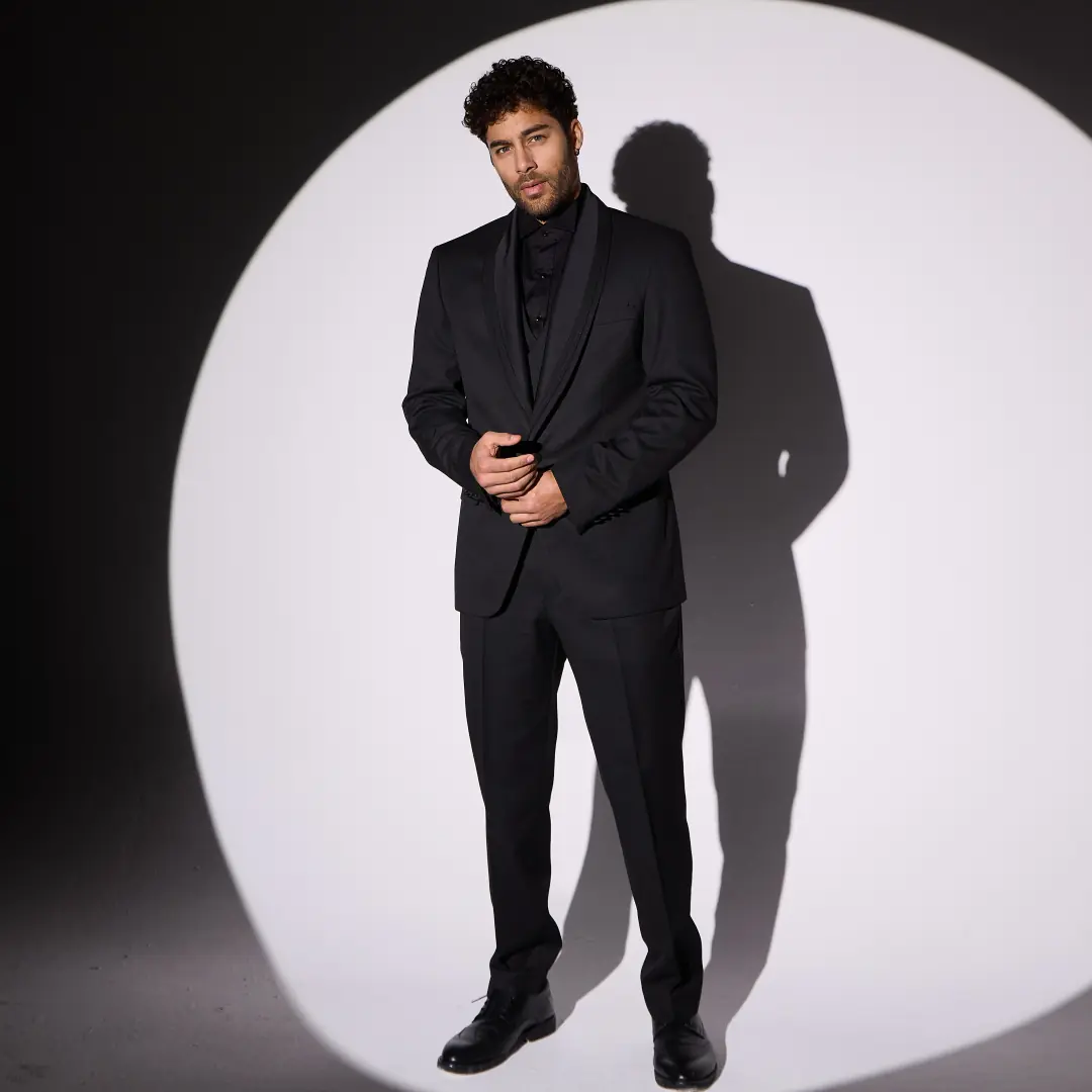 MEHMET EMİN TEKE 3'LÜ TAKIM ELBİSE