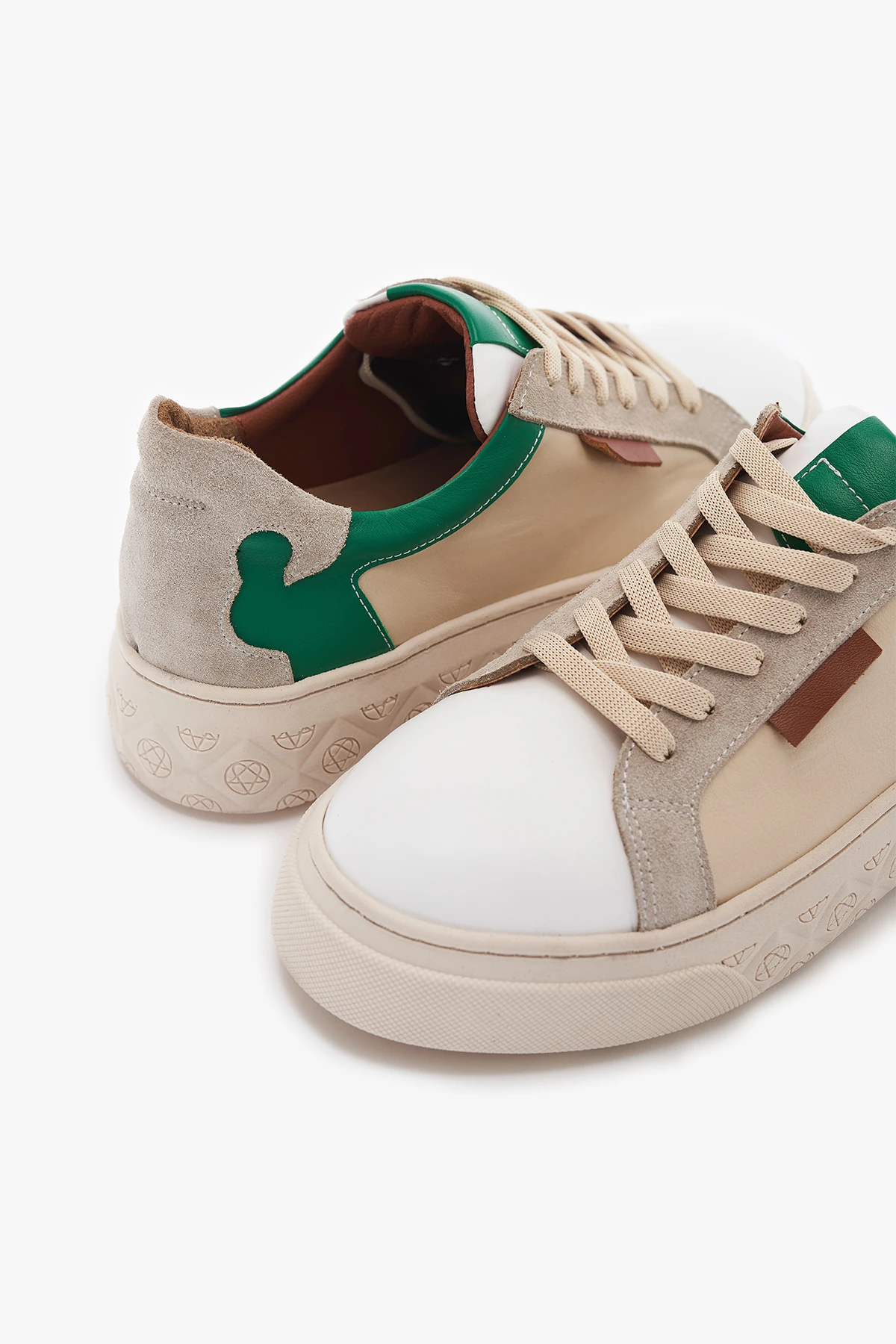 Sneakers Ayakkabı Modelleri I Louis Cardy