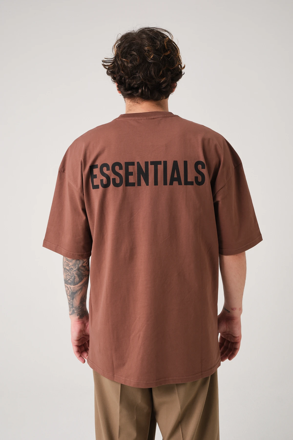 T-Shirt - Essentials
