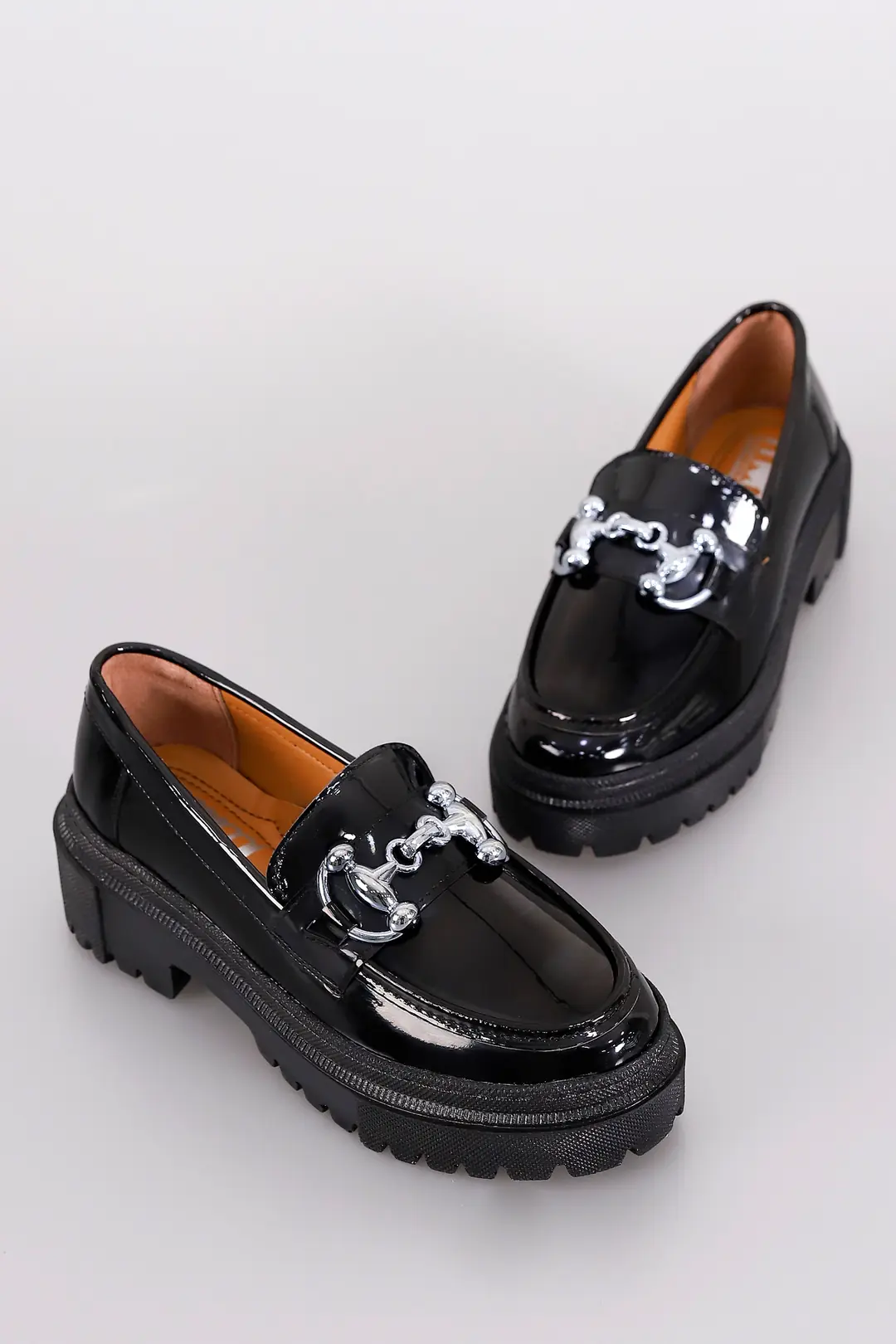 HR 024 Gold Toka Detaylı Yüksek Tabanlı Loafer
