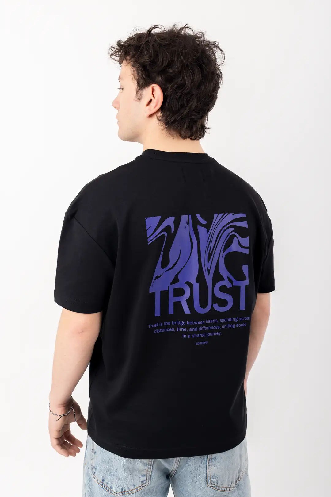 Trust Oversized T-shirt