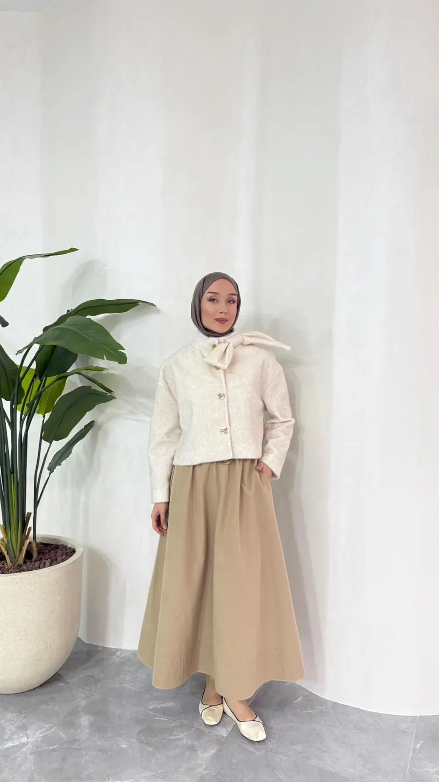 NOİRELLE FİYONKLU KISA CEKET (EKRU)