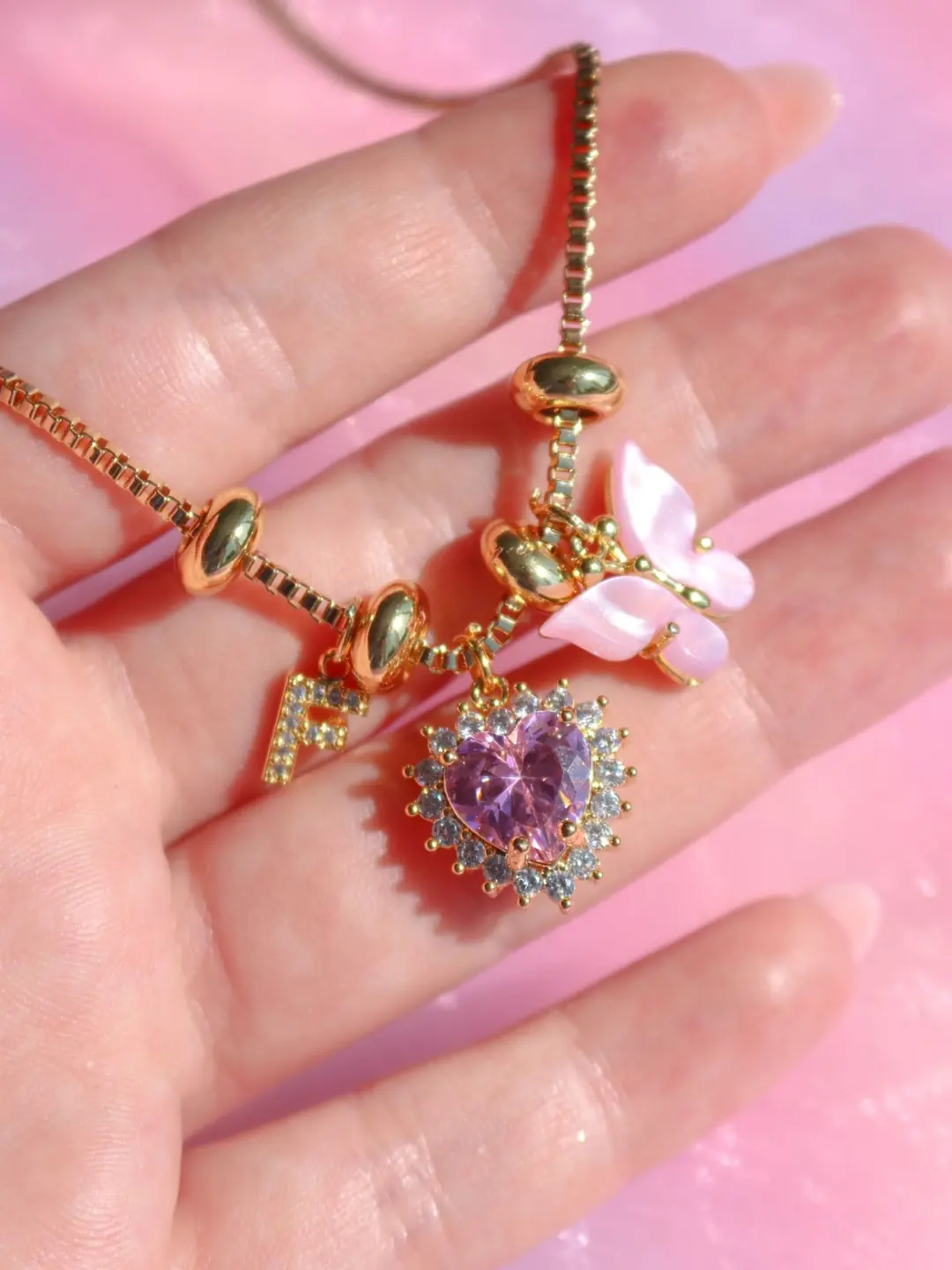 Reorah - Royal Heart Charm Necklace