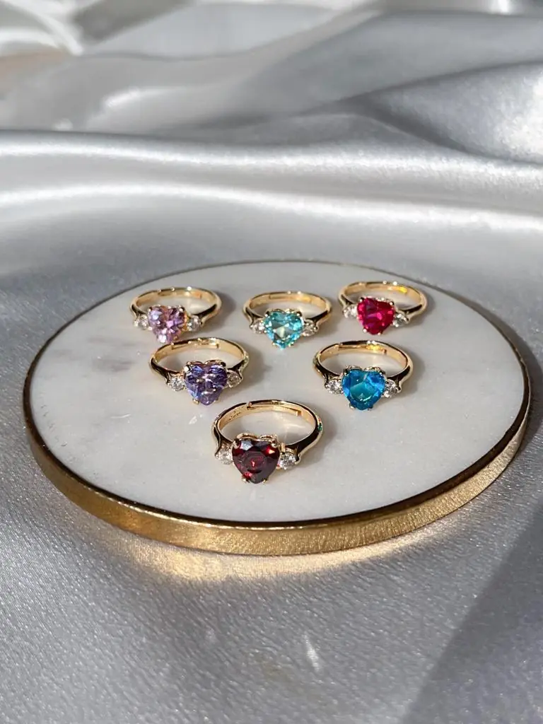 Reorah - Royal Heart Brass Ring