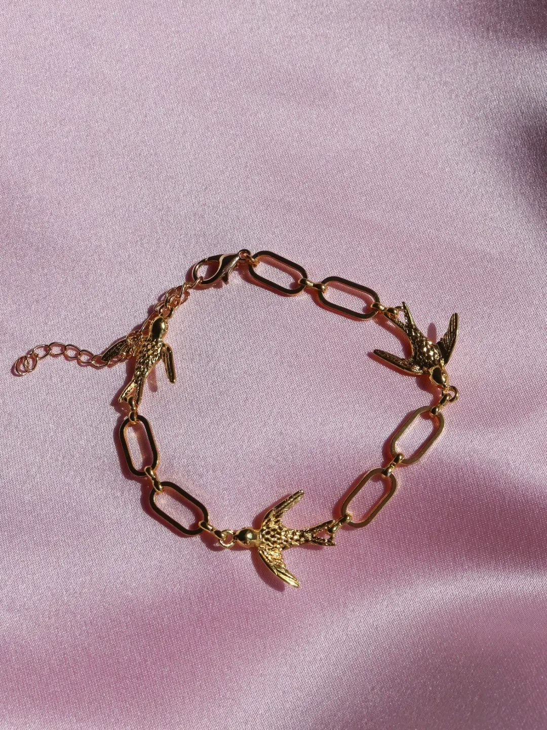 Reorah - Swallow Bracelet