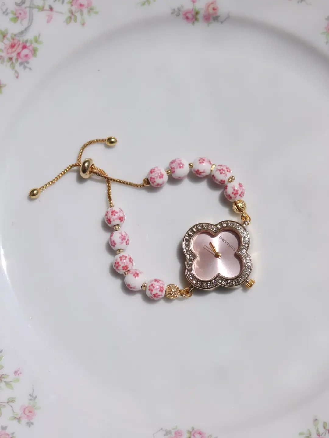 Porcelain Bead Elevator Clock