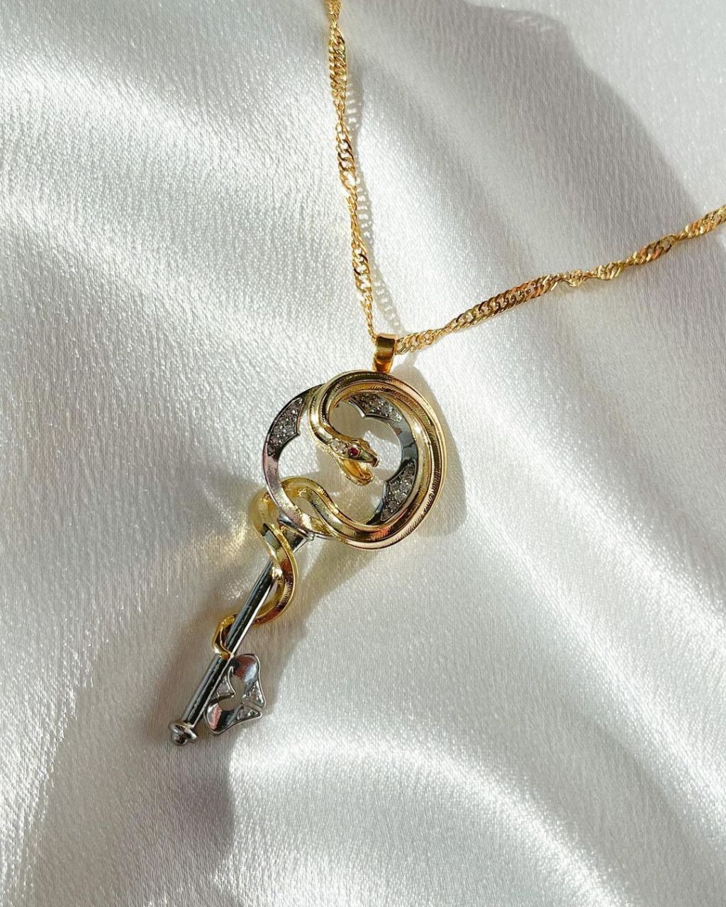 Reorah - Snake Key Necklace