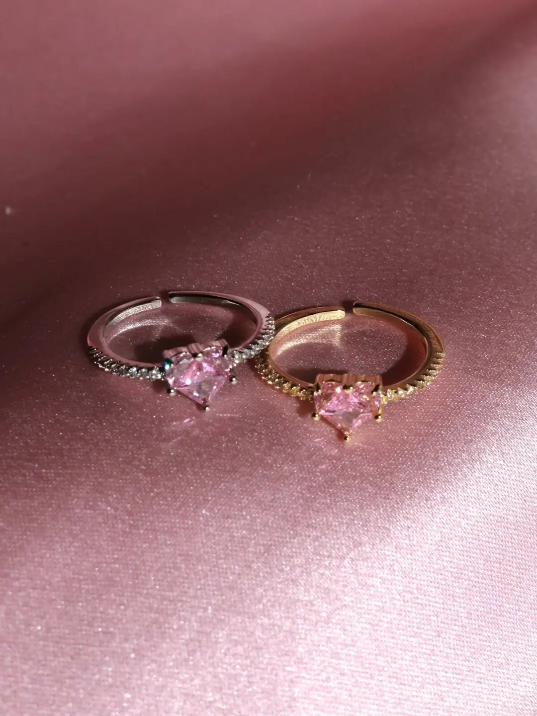 Reorah - Square Heart Ring