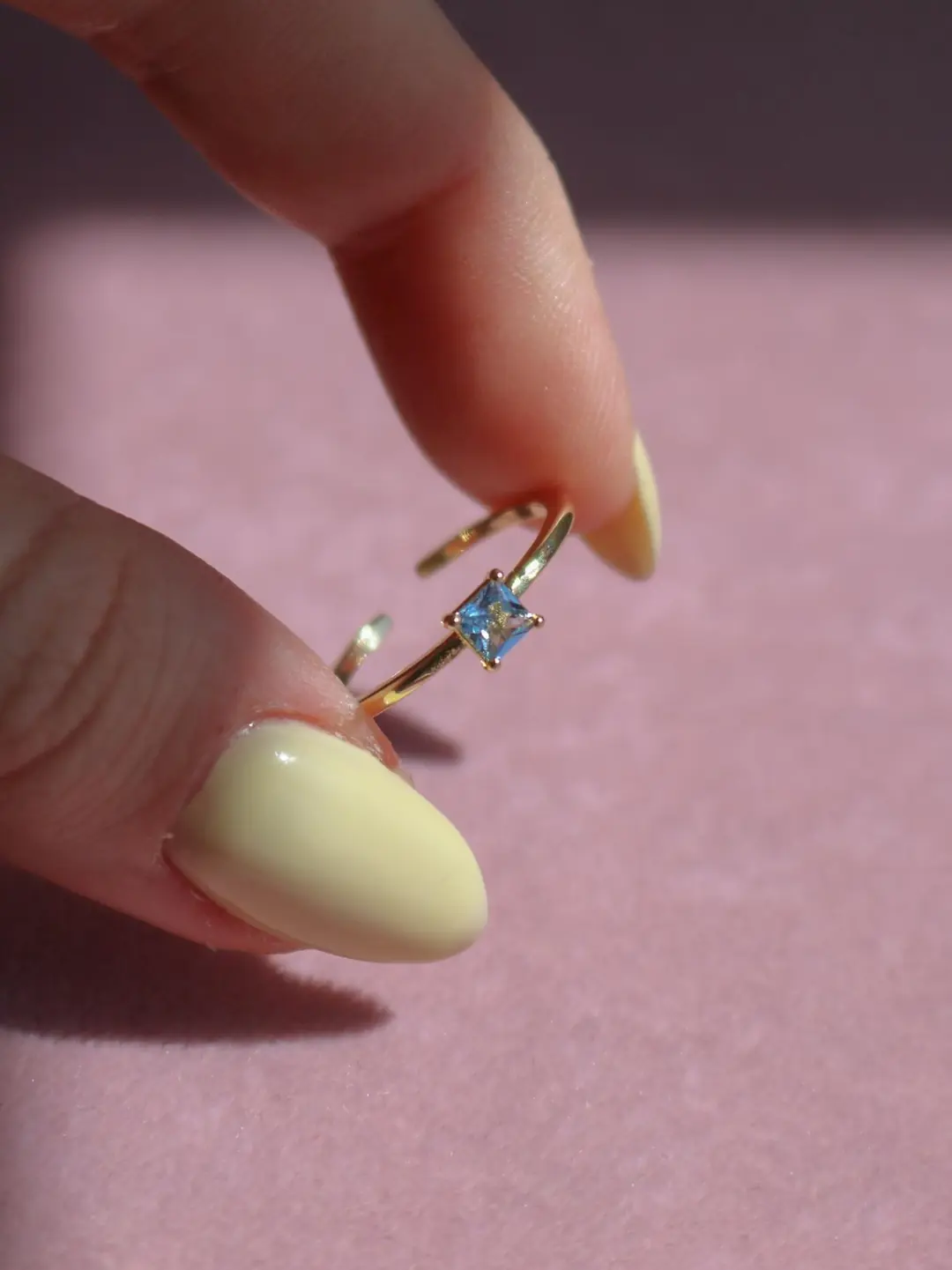 Minimal Blue Stone Ring