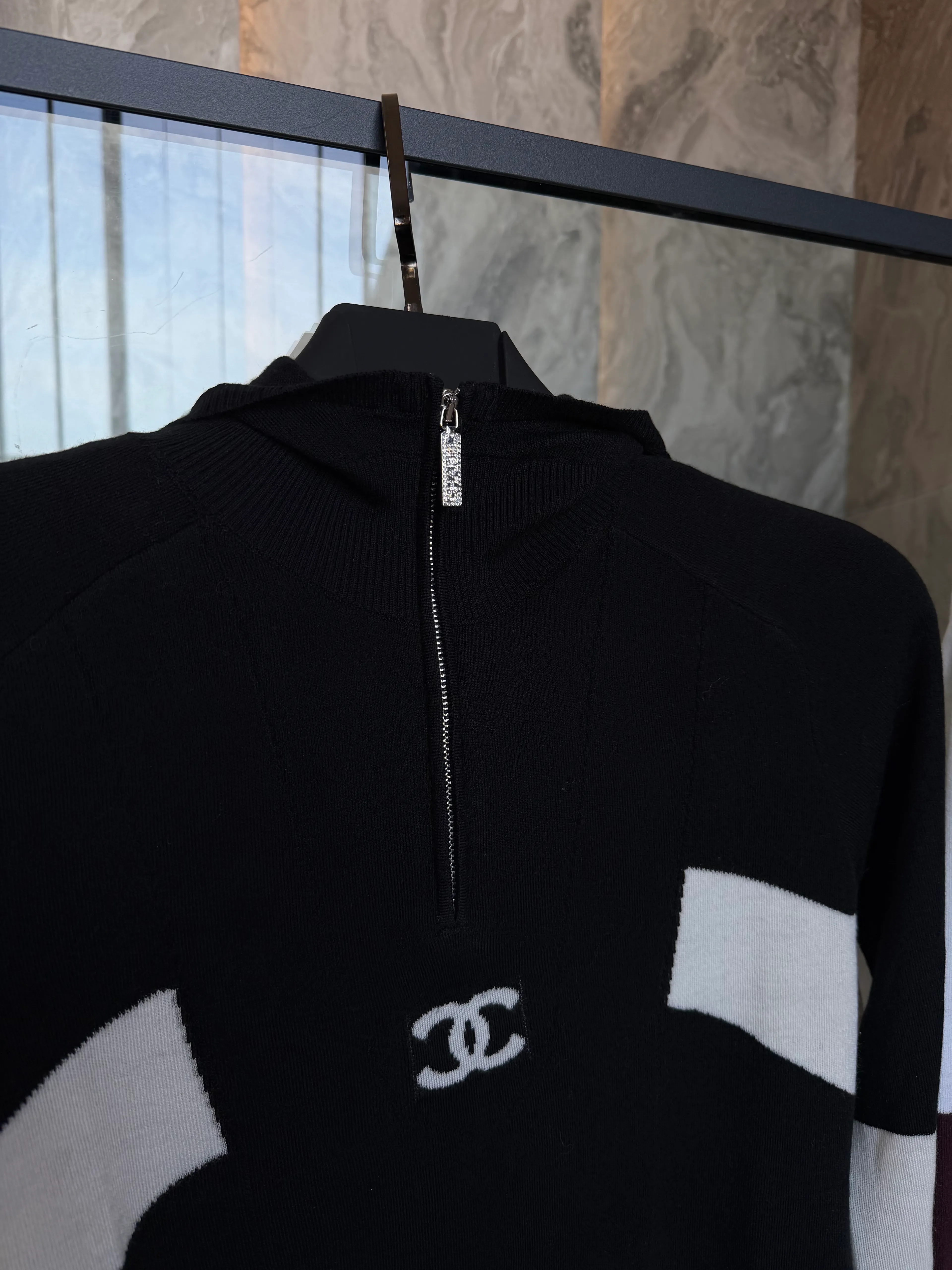 Chanel Winter Ski Knit – Black / White