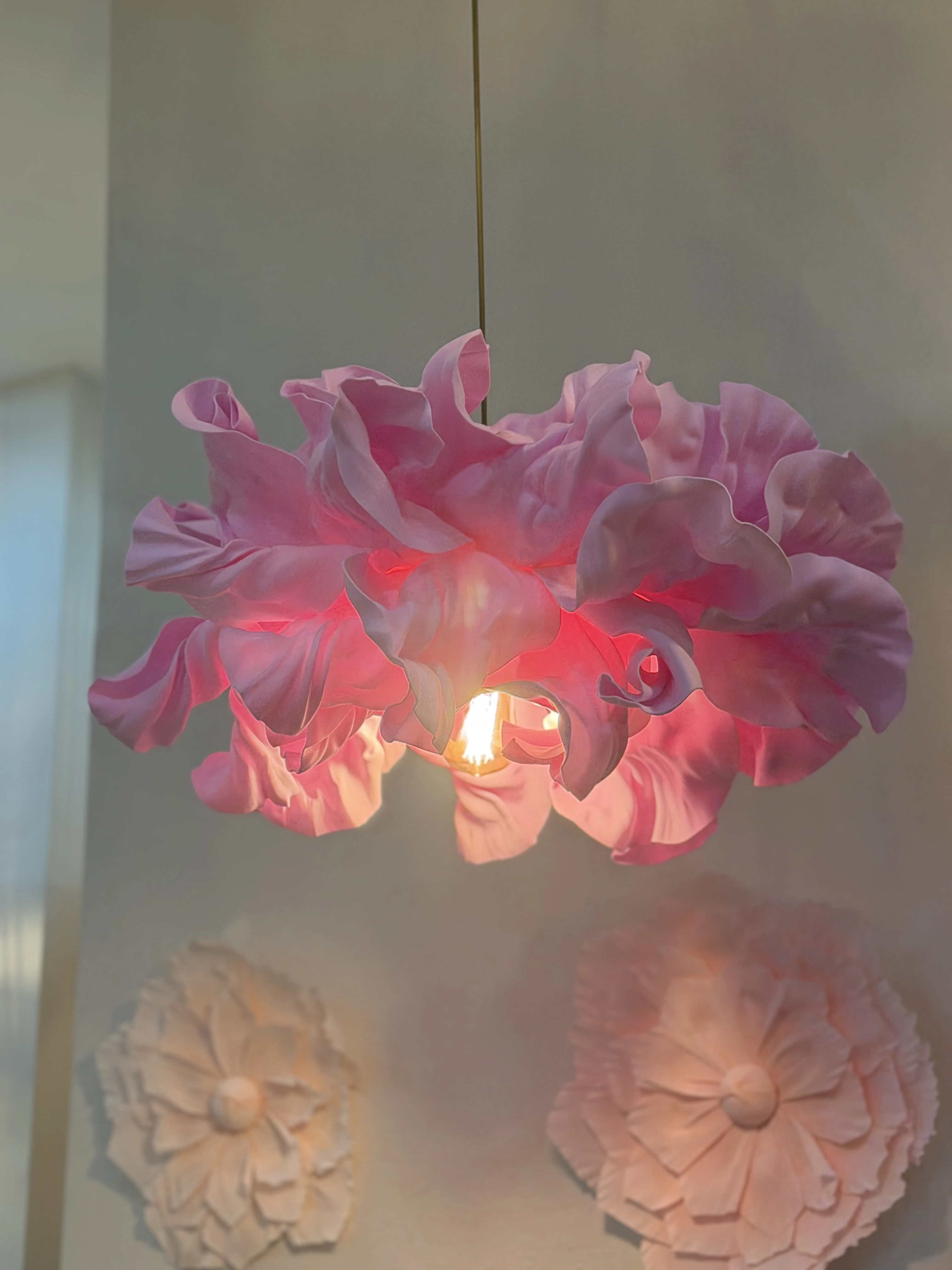 AVF Atelier Eva Pembe Sarkıt Avize