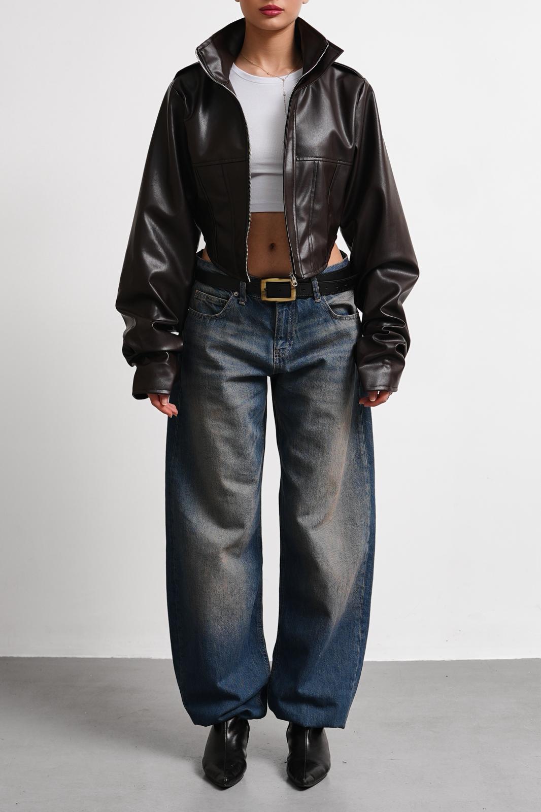 https://www.oykuwear.com.tr/theow-claris-dik-yaka-aci-kahve-deri-ceket