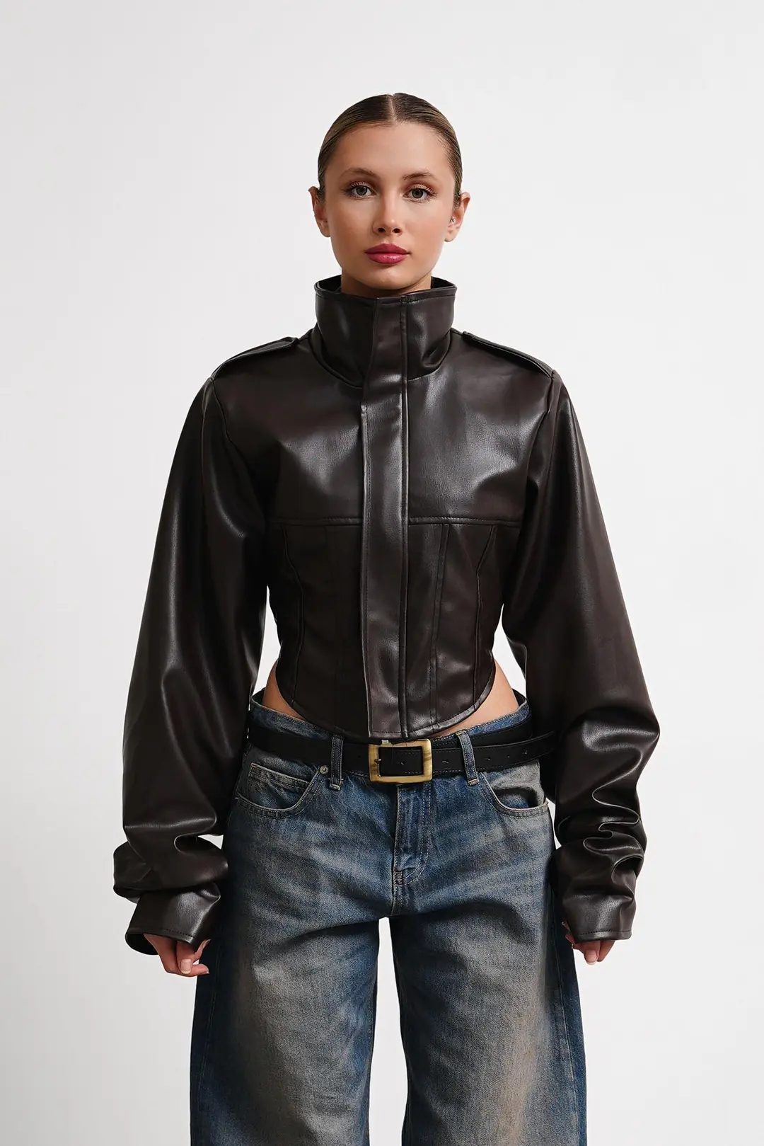https://www.oykuwear.com.tr/theow-claris-dik-yaka-aci-kahve-deri-ceket