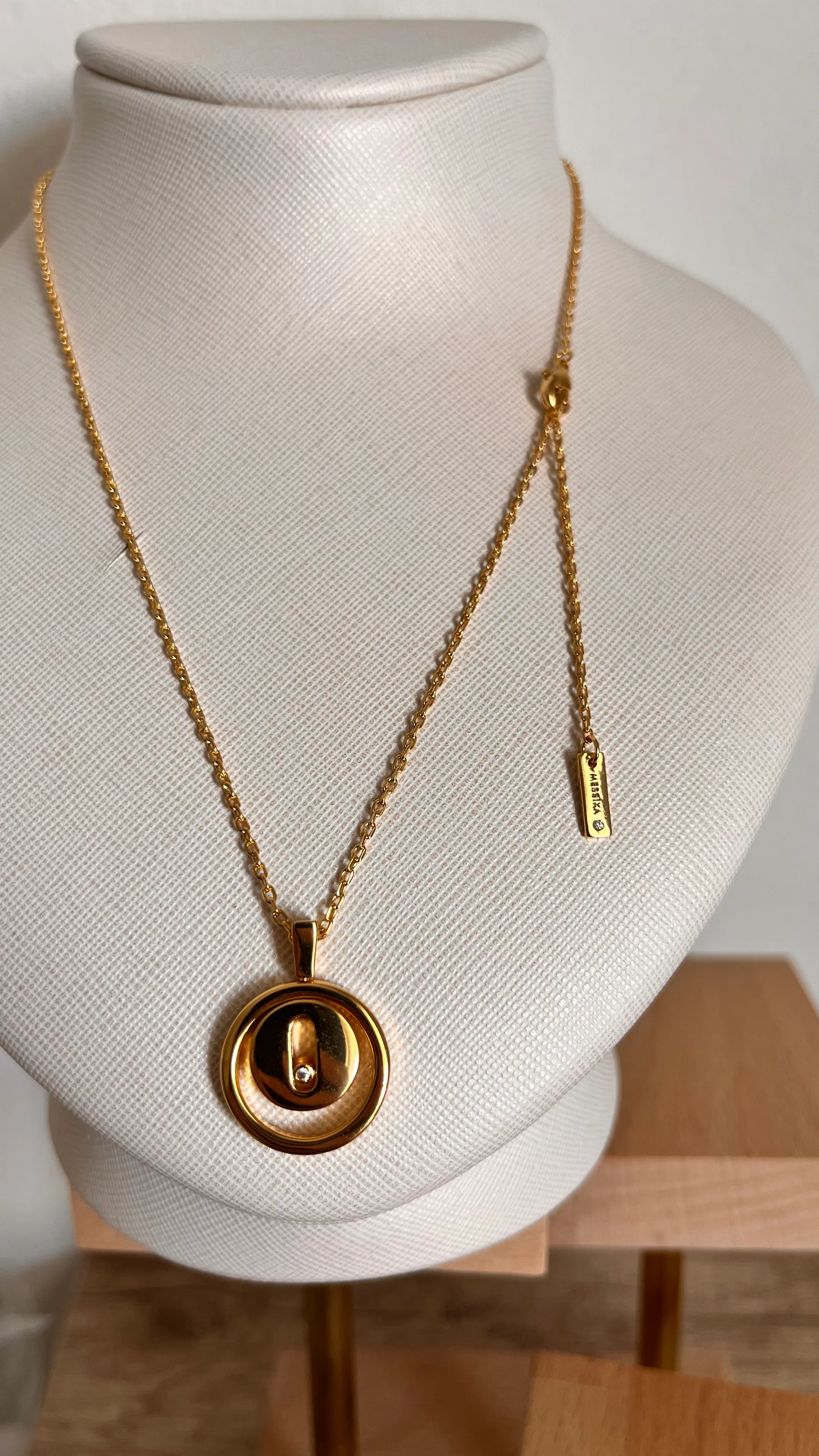 Mess. Gold Halka Kolye