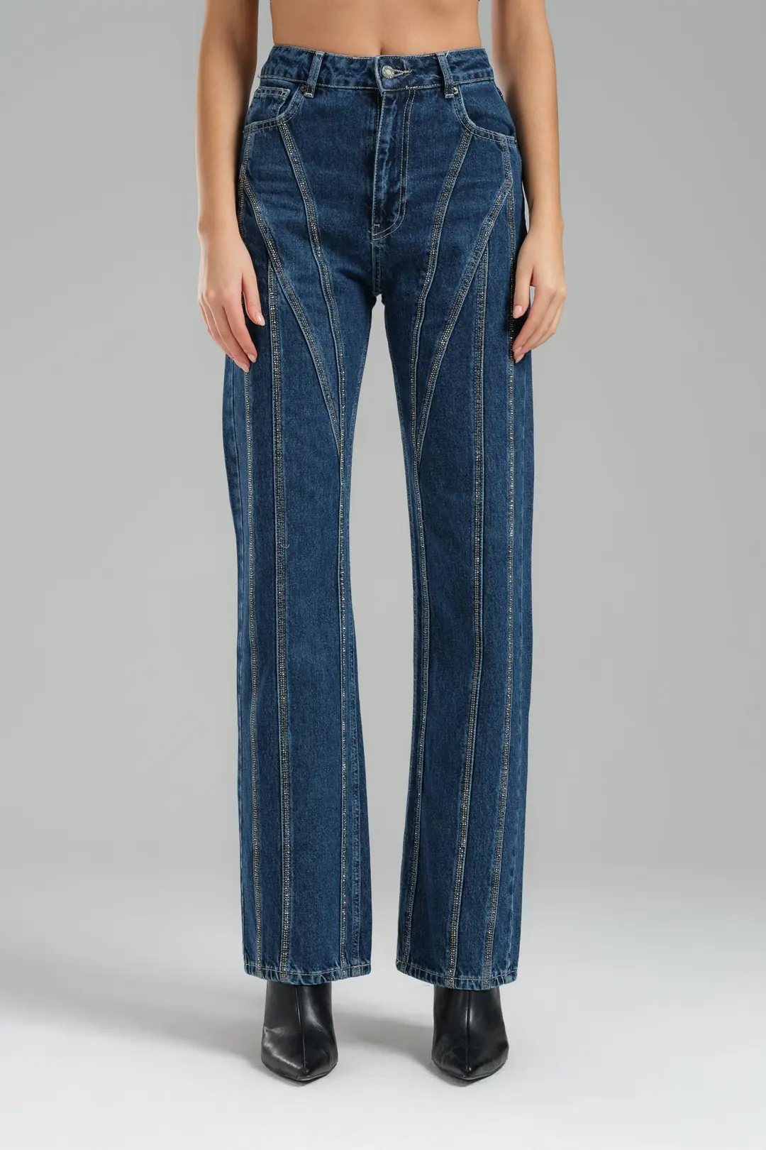 Özel Tasarım Rahat Kesim Kot Pantolon