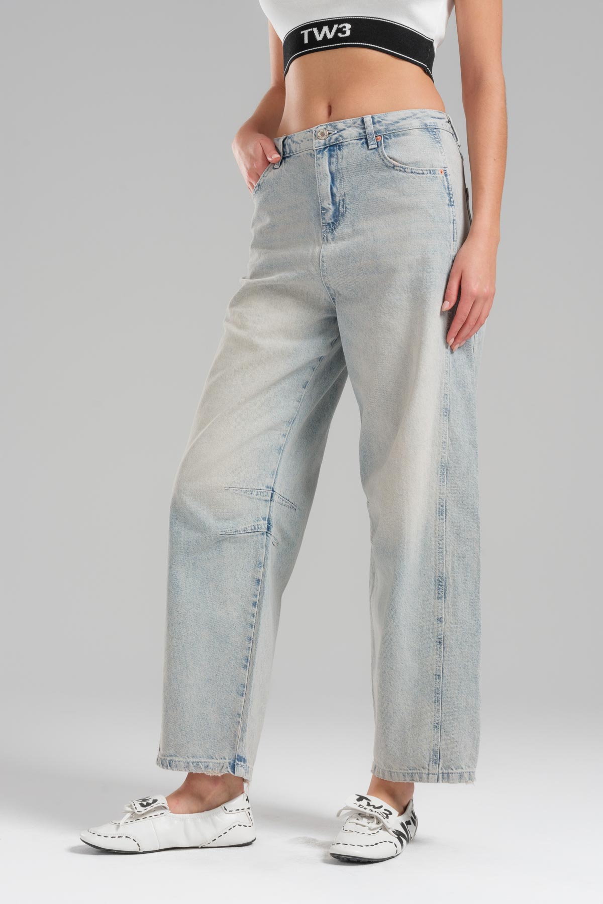 Super Baggy Fit Loose Cut Denim