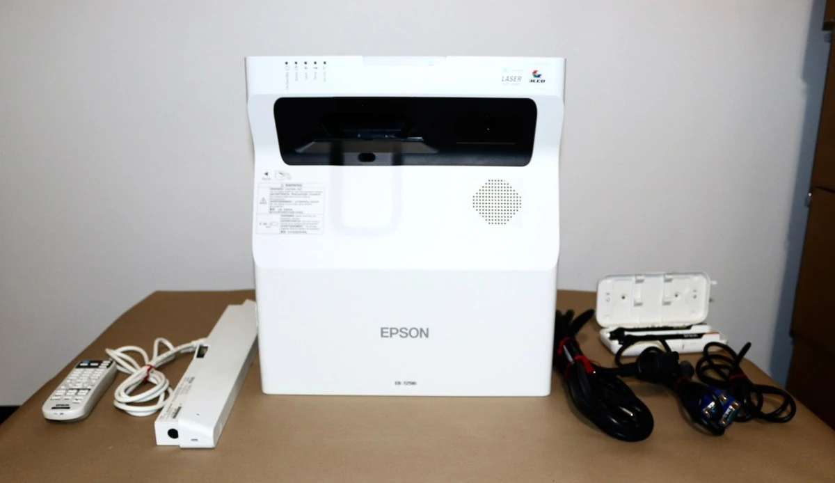 EPSON EB-725wi 4000 Lümen Dokunmatik Kablosuz Lazer Projeksiyon (Outlet)