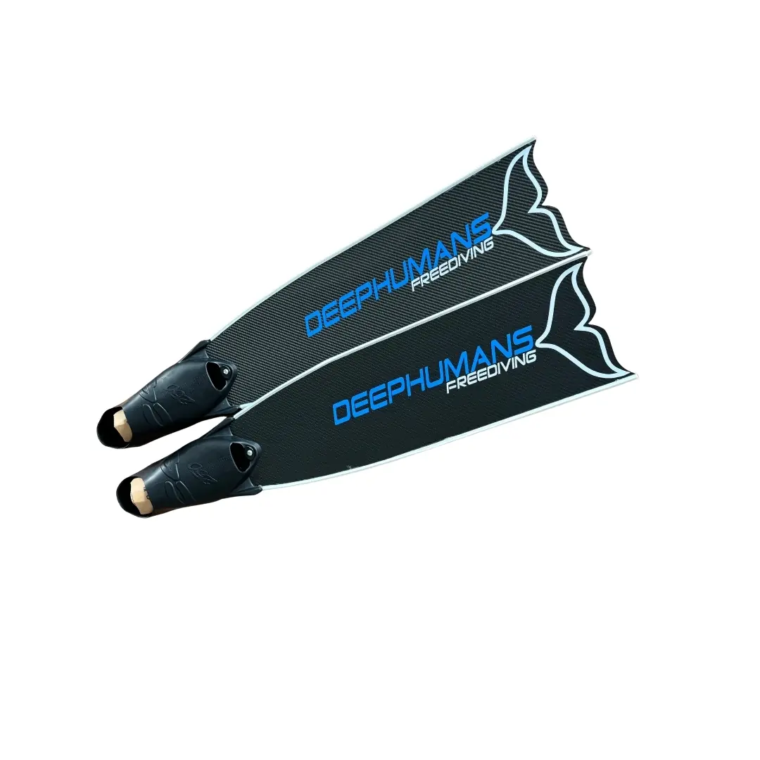 Deephumans Carbon Fins With C4 250 Foot Pocket