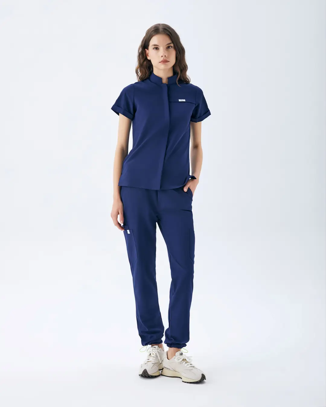MİLEN SERİ HAKİM YAKA KADIN PREİUM SCRUBS SET