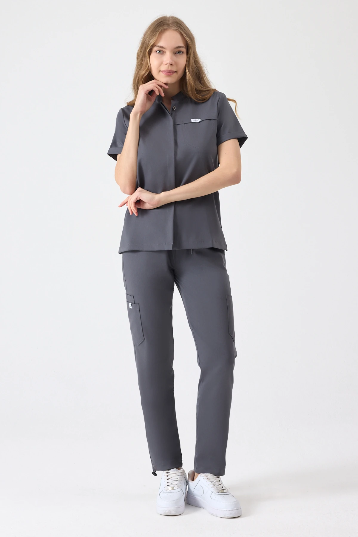 MİLEN SERİ HAKİM YAKA KADIN PREİUM SCRUBS SET