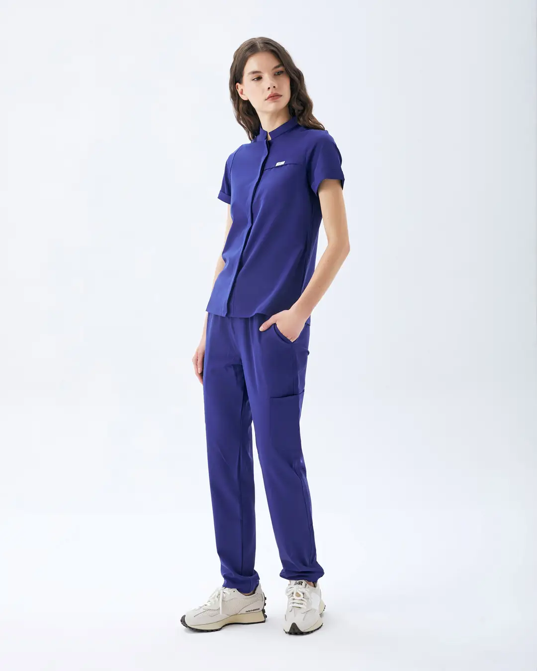 MİLEN SERİ HAKİM YAKA KADIN PREİUM SCRUBS SET