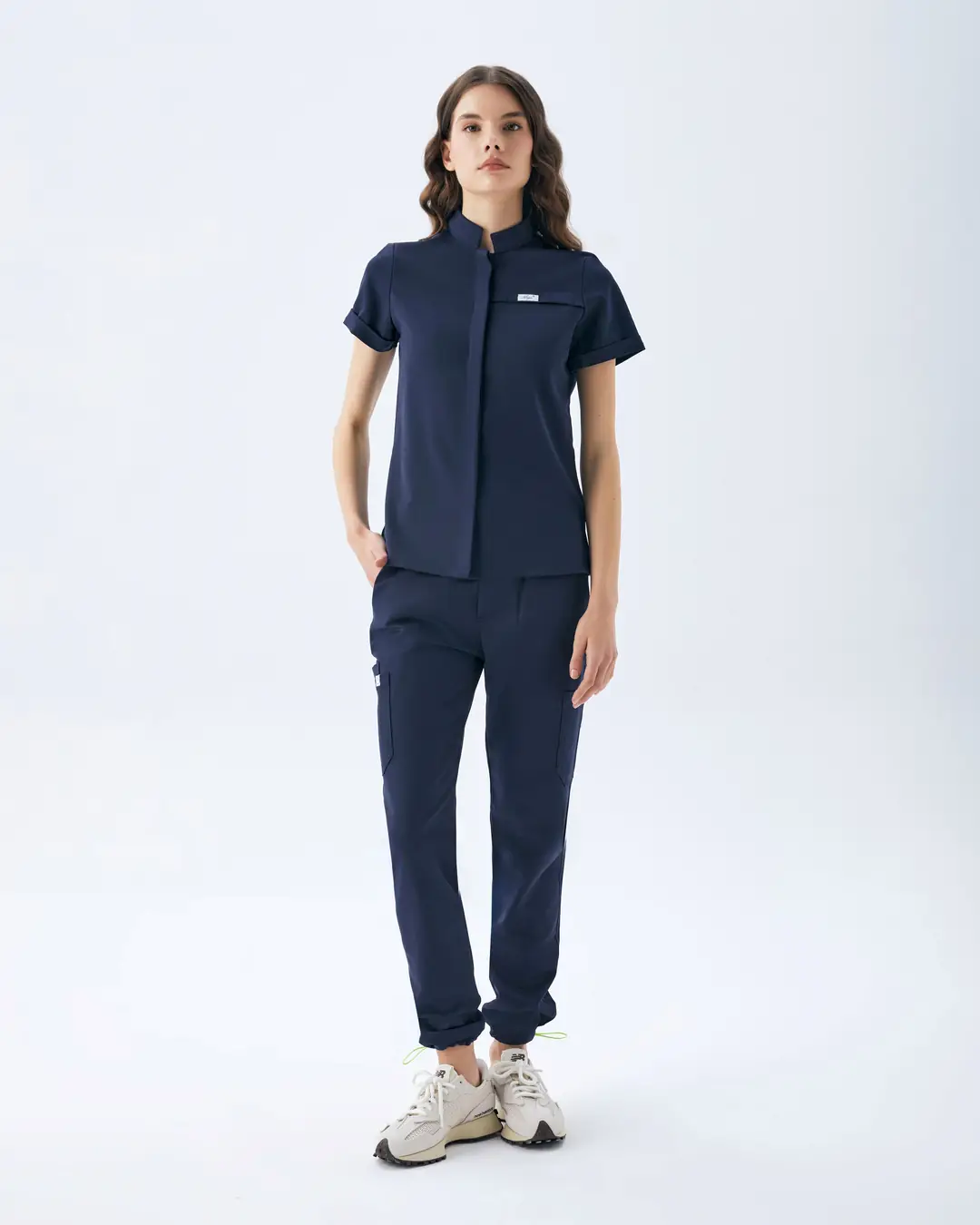MİLEN SERİ HAKİM YAKA KADIN PREİUM SCRUBS SET